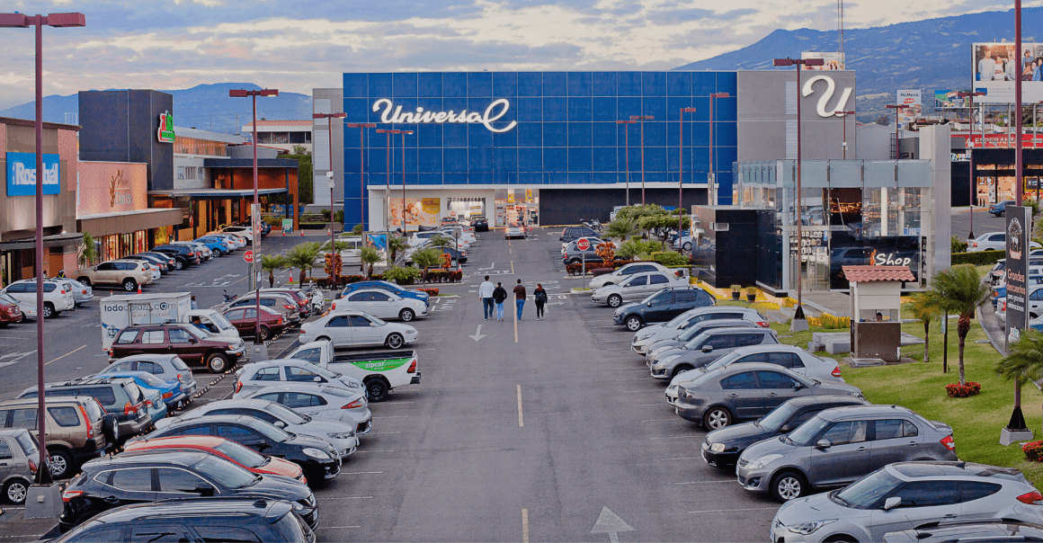 Plaza Bratsi Heredia | Ideal para disfrutar en familia