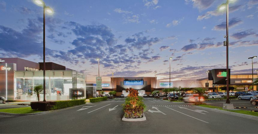 Plaza Bratsi Heredia | Ideal para disfrutar en familia